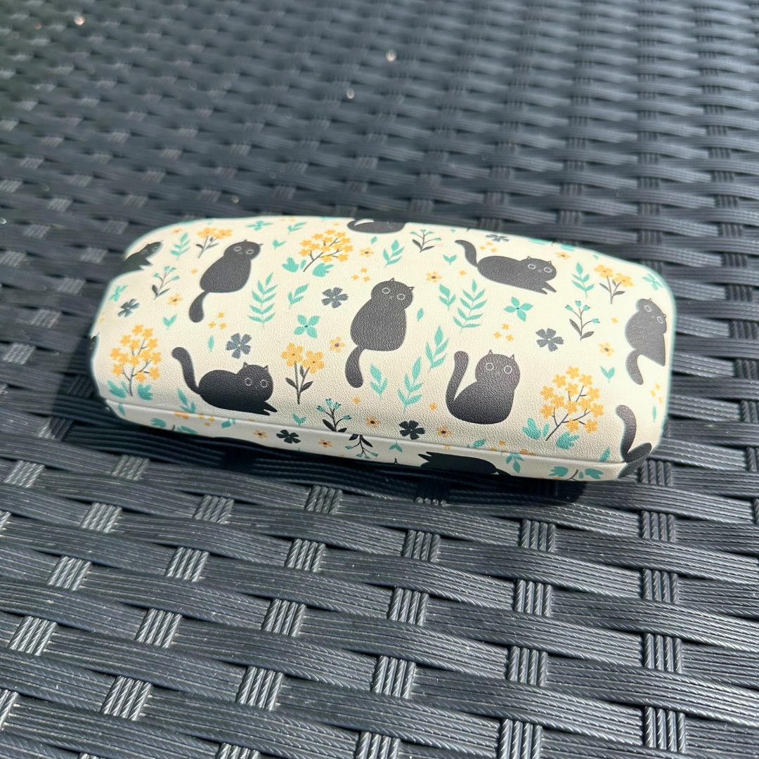 Subscribe to a monthly cat box from Gus & Bella